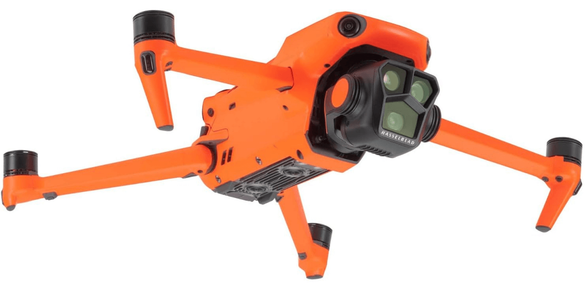 DJIドローン「Mavic 3 Pro」の見た目を変えよう！おすすめスキンシールまとめ | DroneWiki